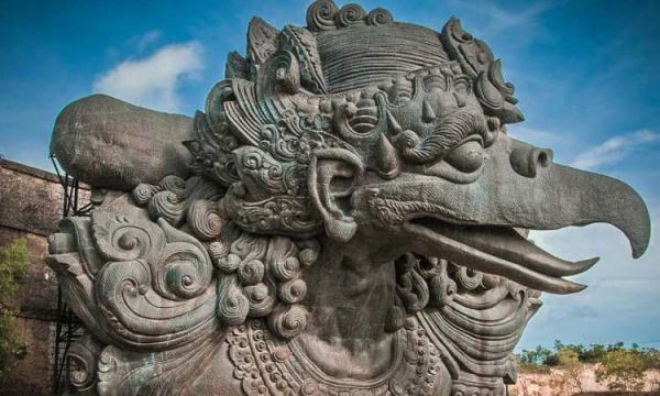 A Garuda Purána első szakaszának utolsó fejezete röviden leírja a jóga ...